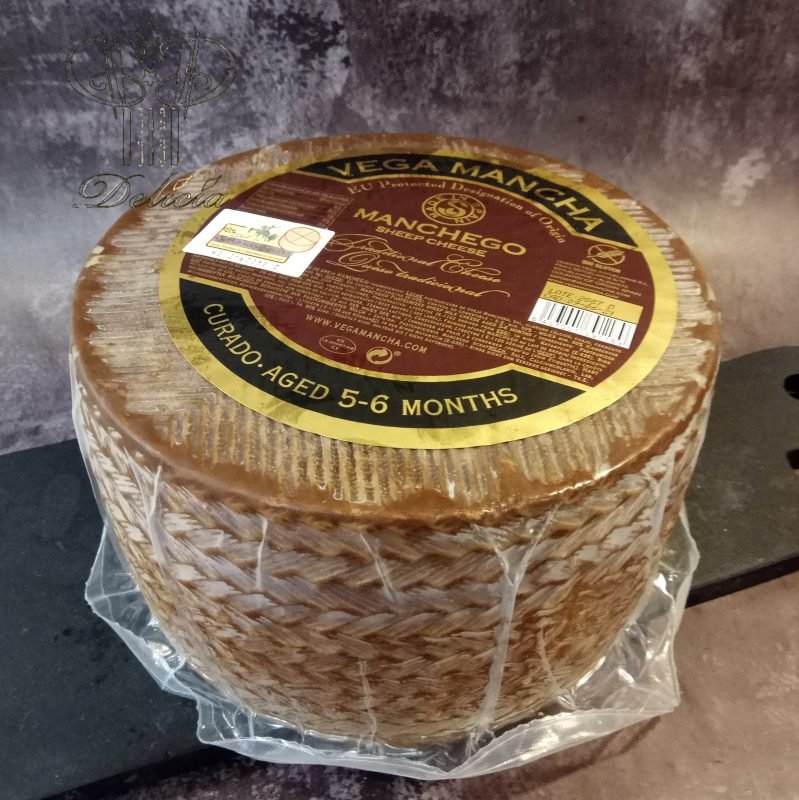 Manchego Cheese DOP Curado – 5-6 months matured – Delicia
